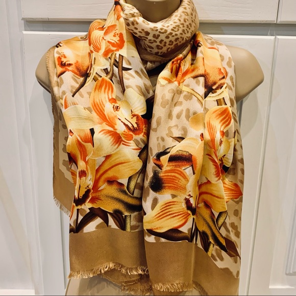Vakko | Accessories | Vintage Vakko Silk Scarf | Poshmark